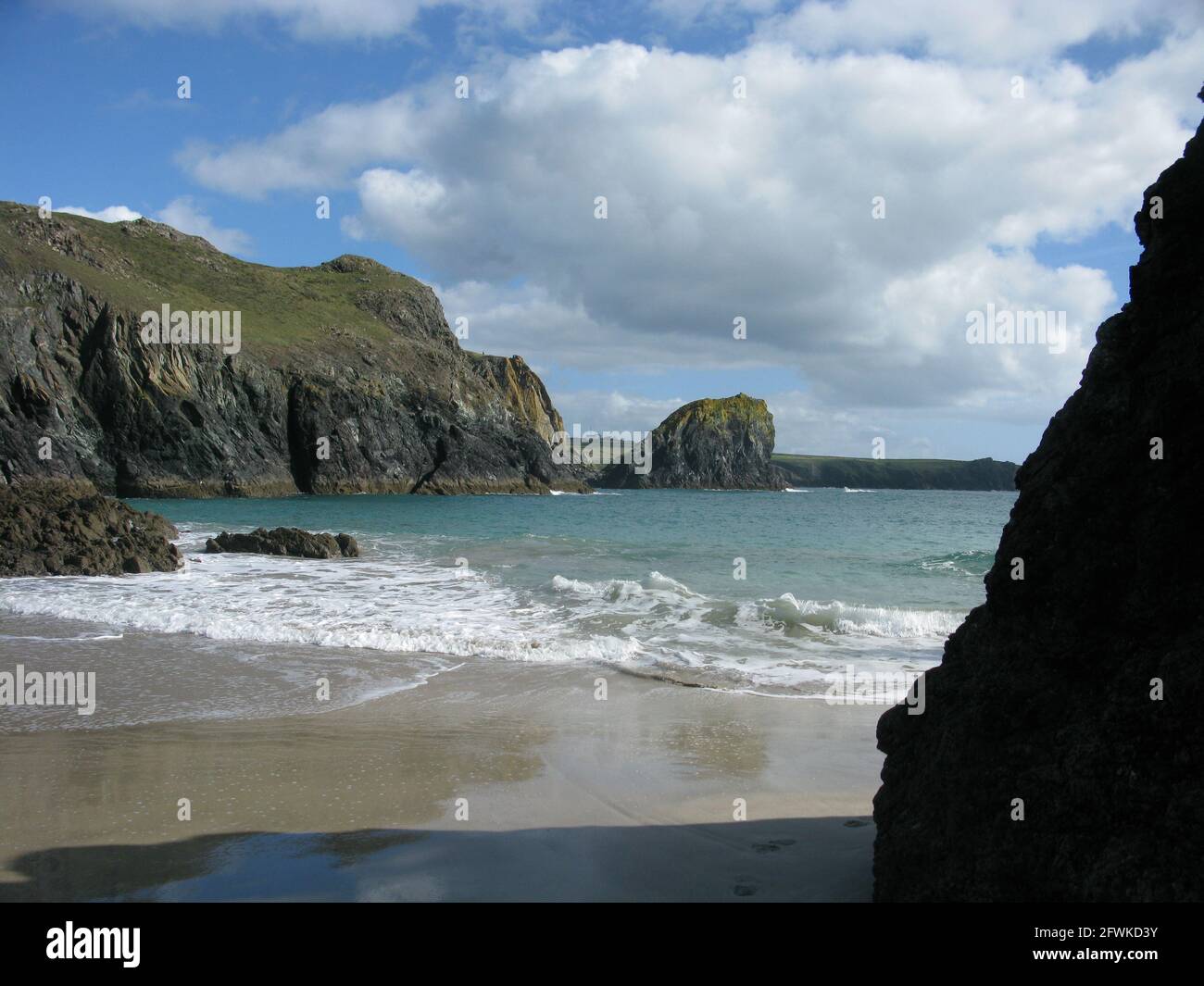 Kynance Cove. Mount's Bay. Lizard peninsula. South west coast path ...