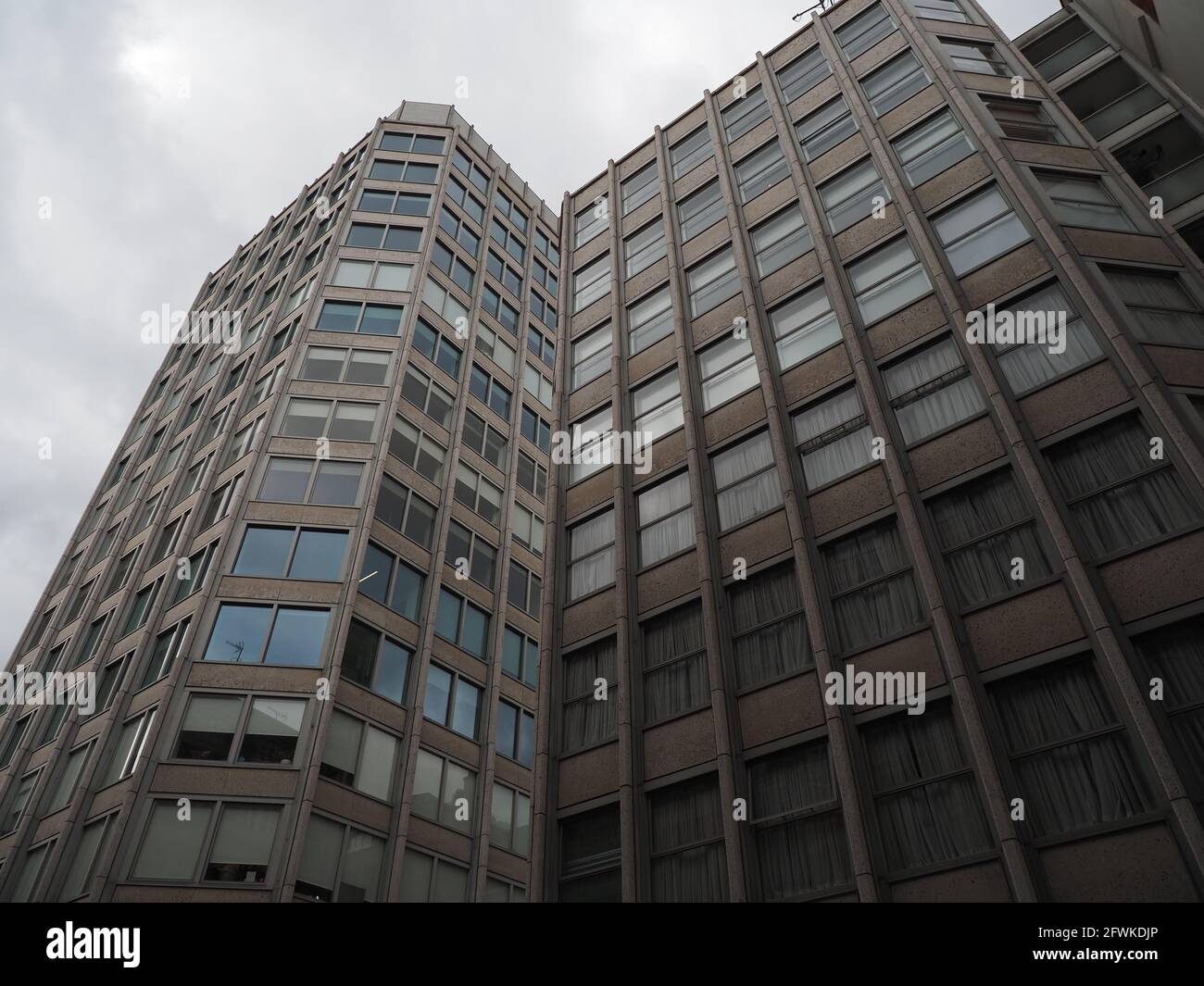 The economist building st james hi-res stock photography and images - Alamy