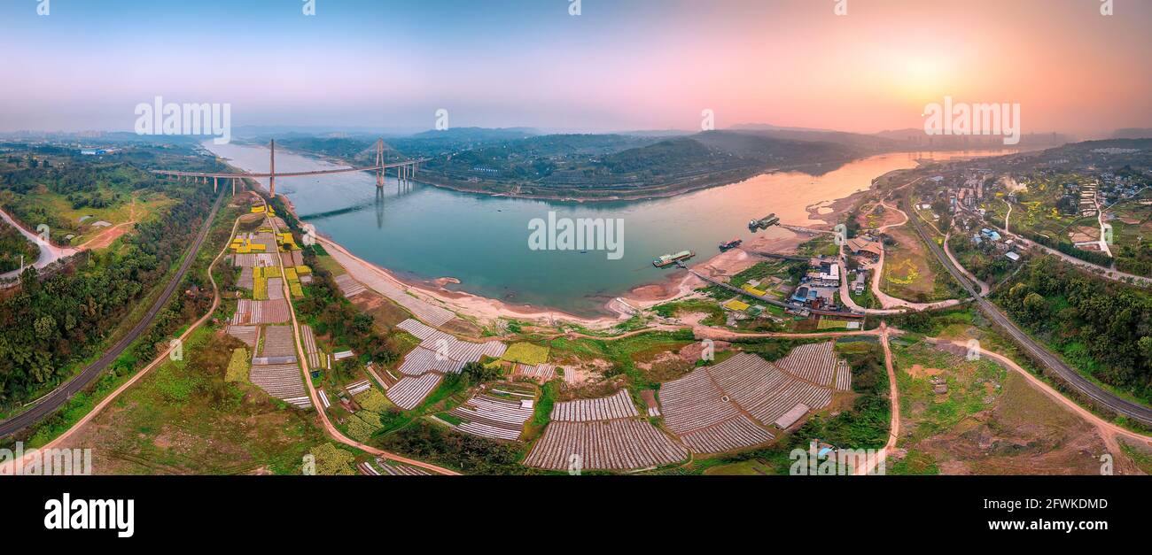 The Yangtze river in chongqing metro Duan Changjiang bridge beauty ...