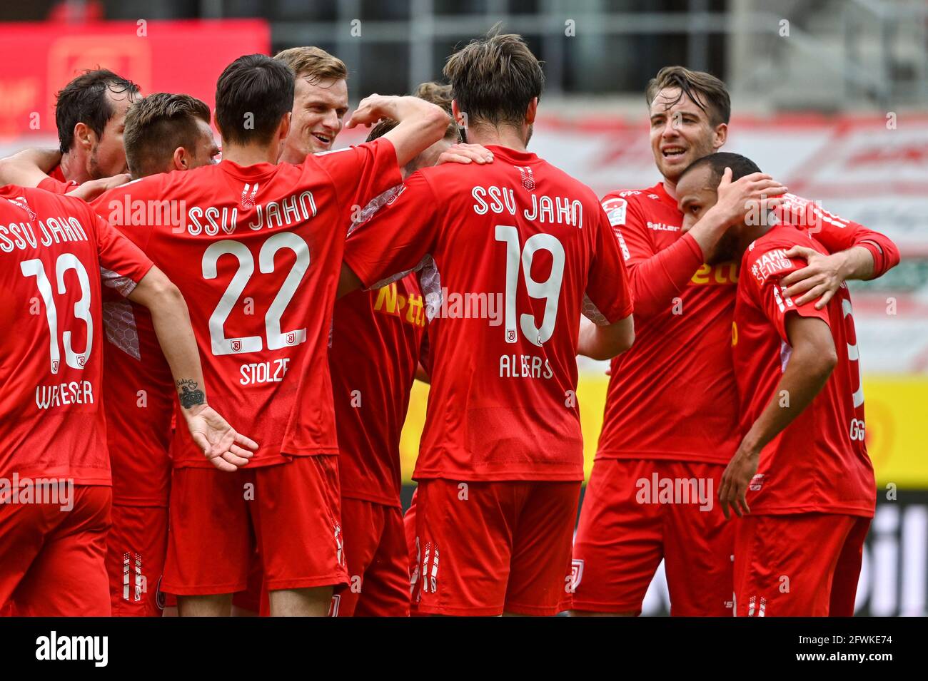 Regensburg, Germany. 23rd May, 2021. Football: 2. Bundesliga, Jahn ...
