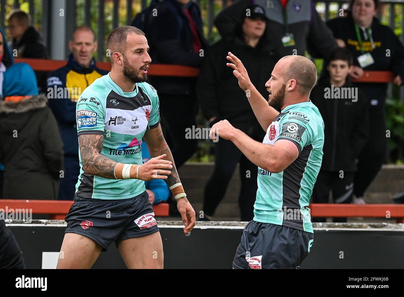 Ben Crooks (2) of Hull KR celebrates his try Stock Photo - Alamy
