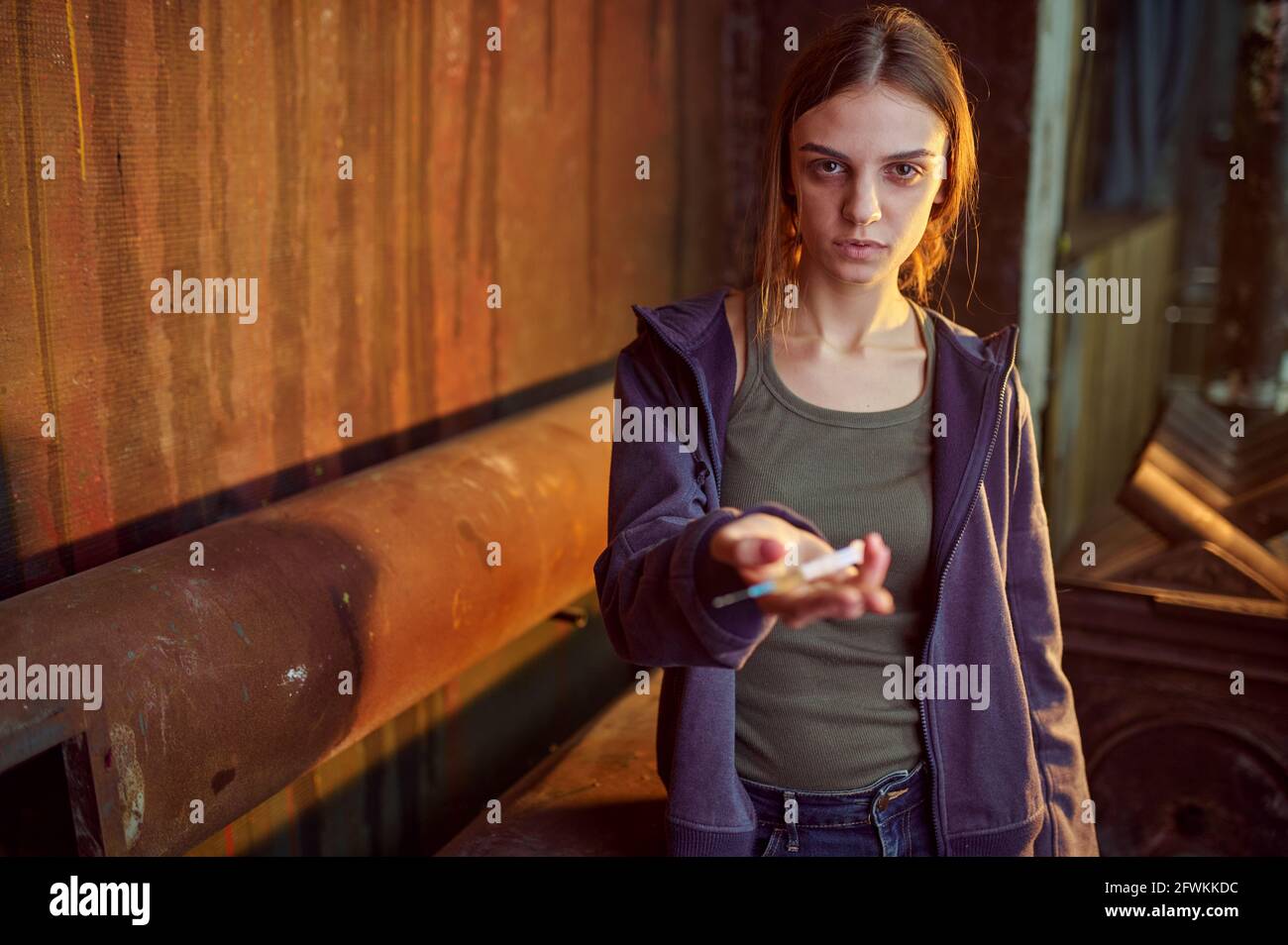 Needle syringe background shows hi-res stock photography and images - Alamy