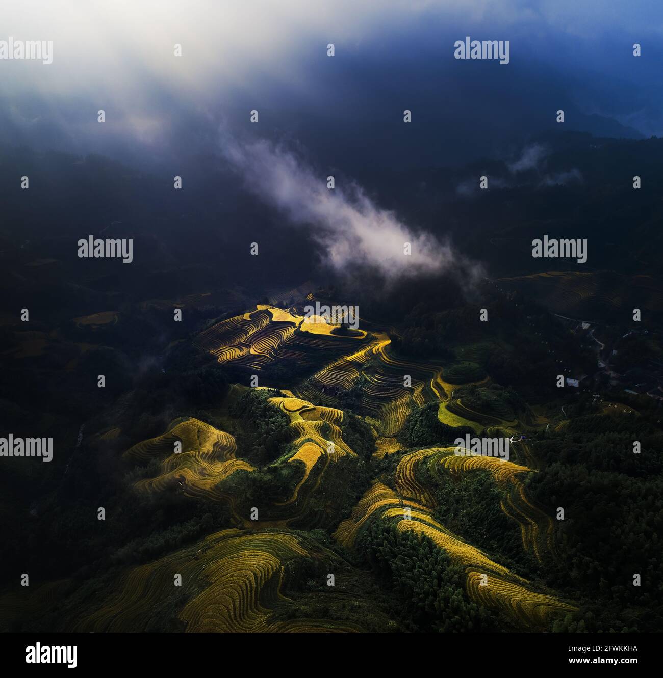 Golden dragon ridge "7 Stock Photo - Alamy