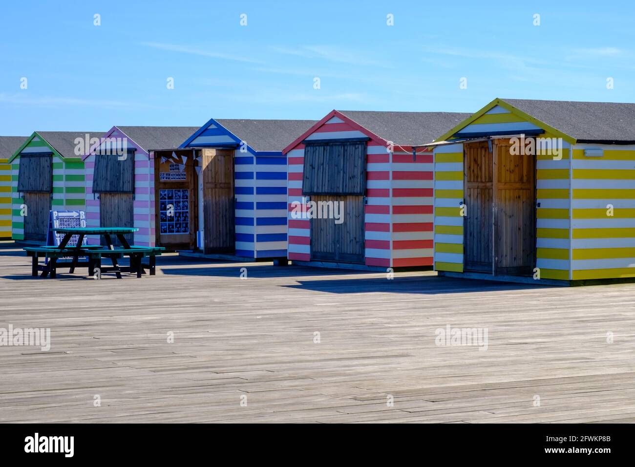 Seaside stalls hi-res stock photography and images - Alamy