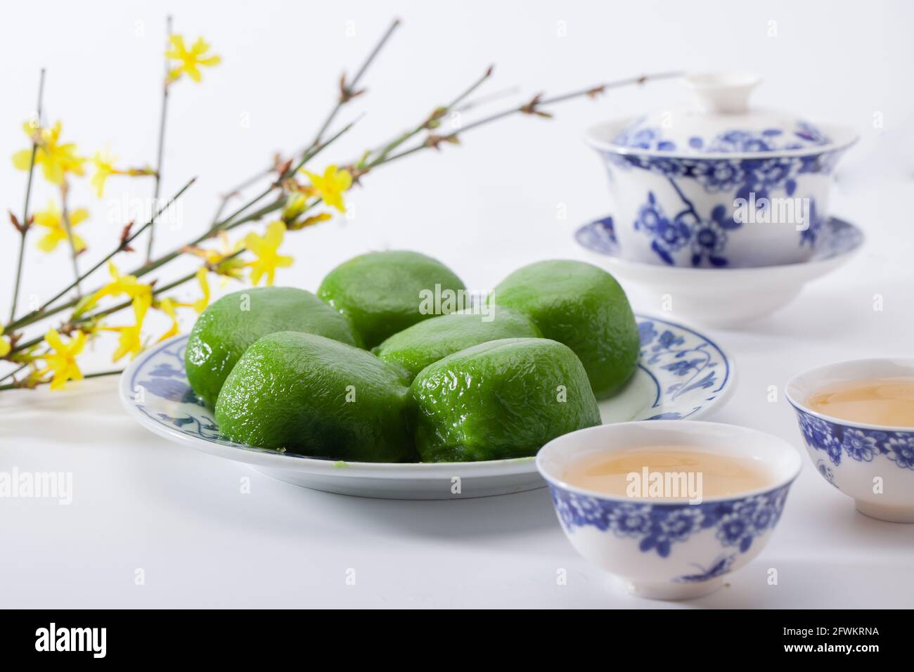 Ching ming festival hi-res stock photography and images - Alamy