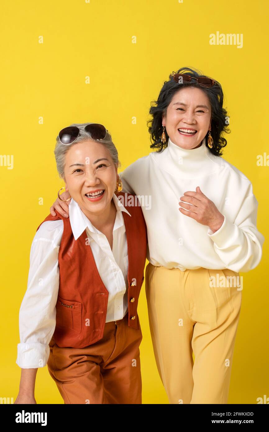 Happy old sisters Stock Photo - Alamy