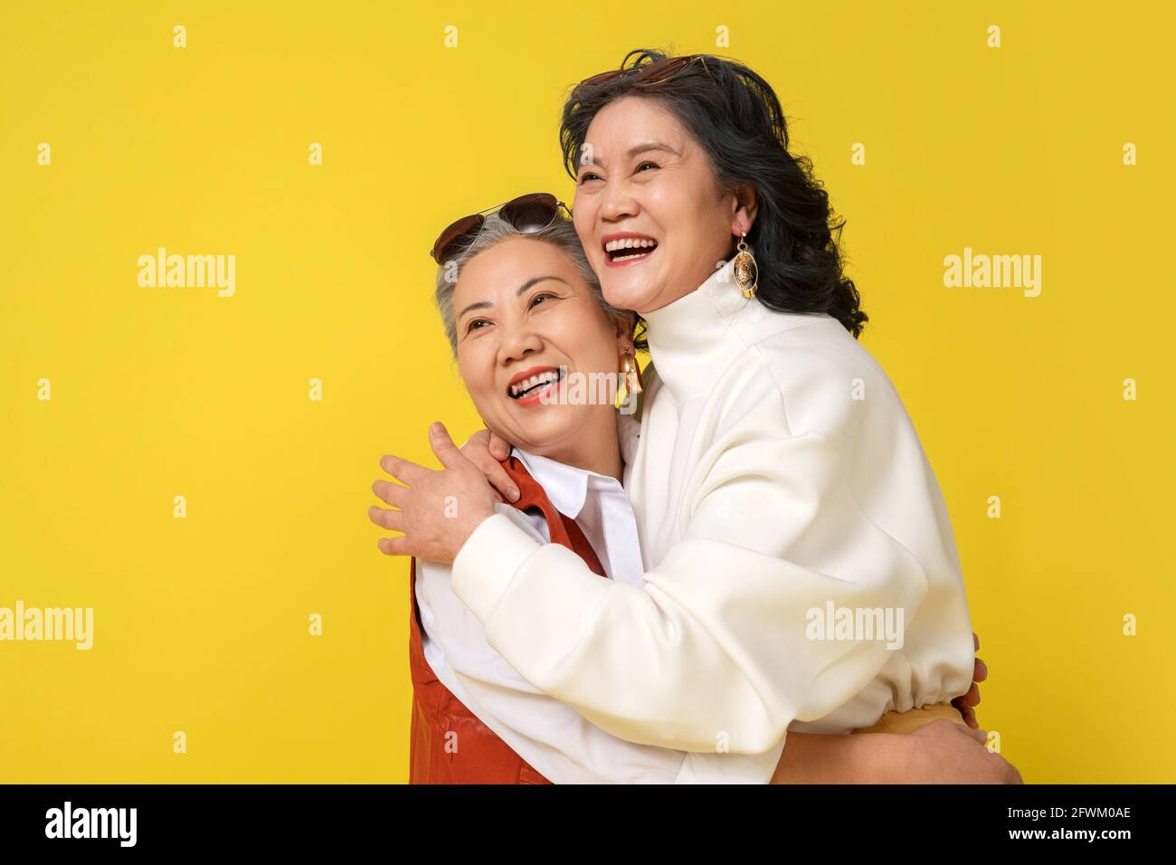 Happy old sisters Stock Photo - Alamy