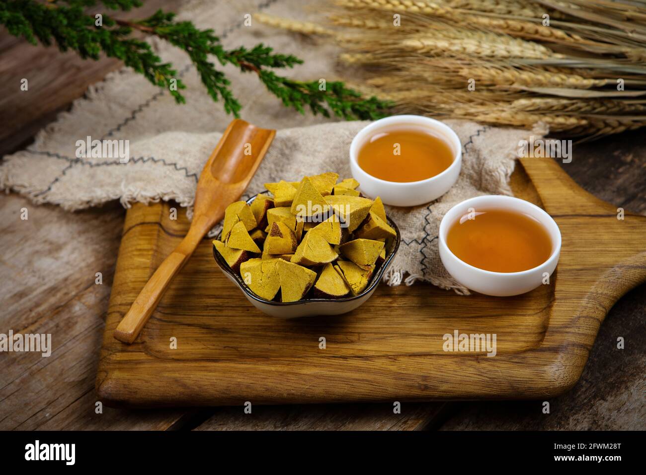 Eight immortals table hi-res stock photography and images - Alamy