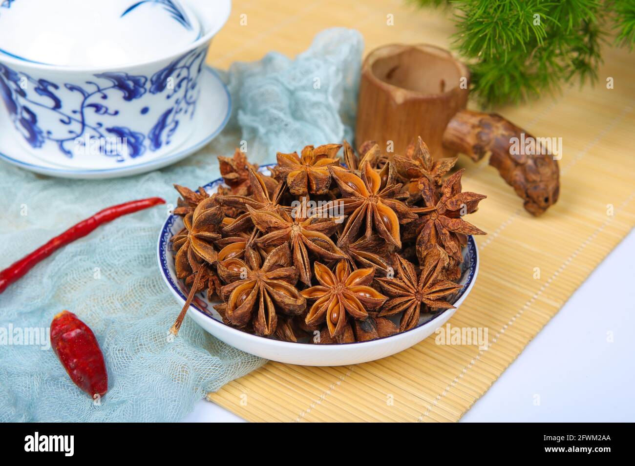Octagon spice hi-res stock photography and images - Alamy