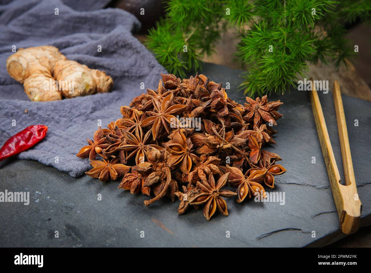 Octagon spice hi-res stock photography and images - Alamy