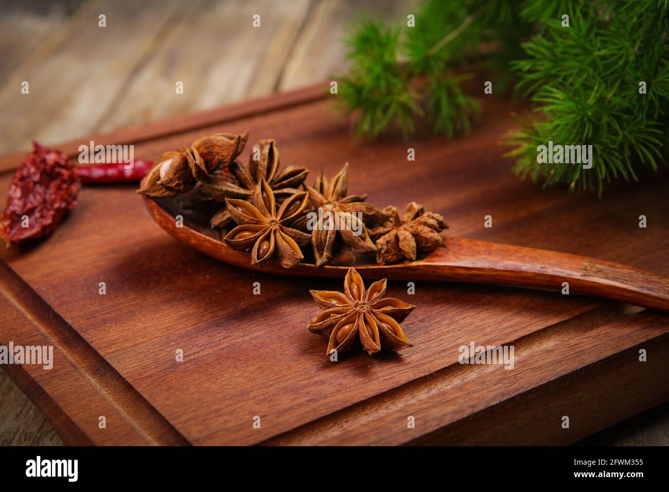 Octagon spice hi-res stock photography and images - Alamy