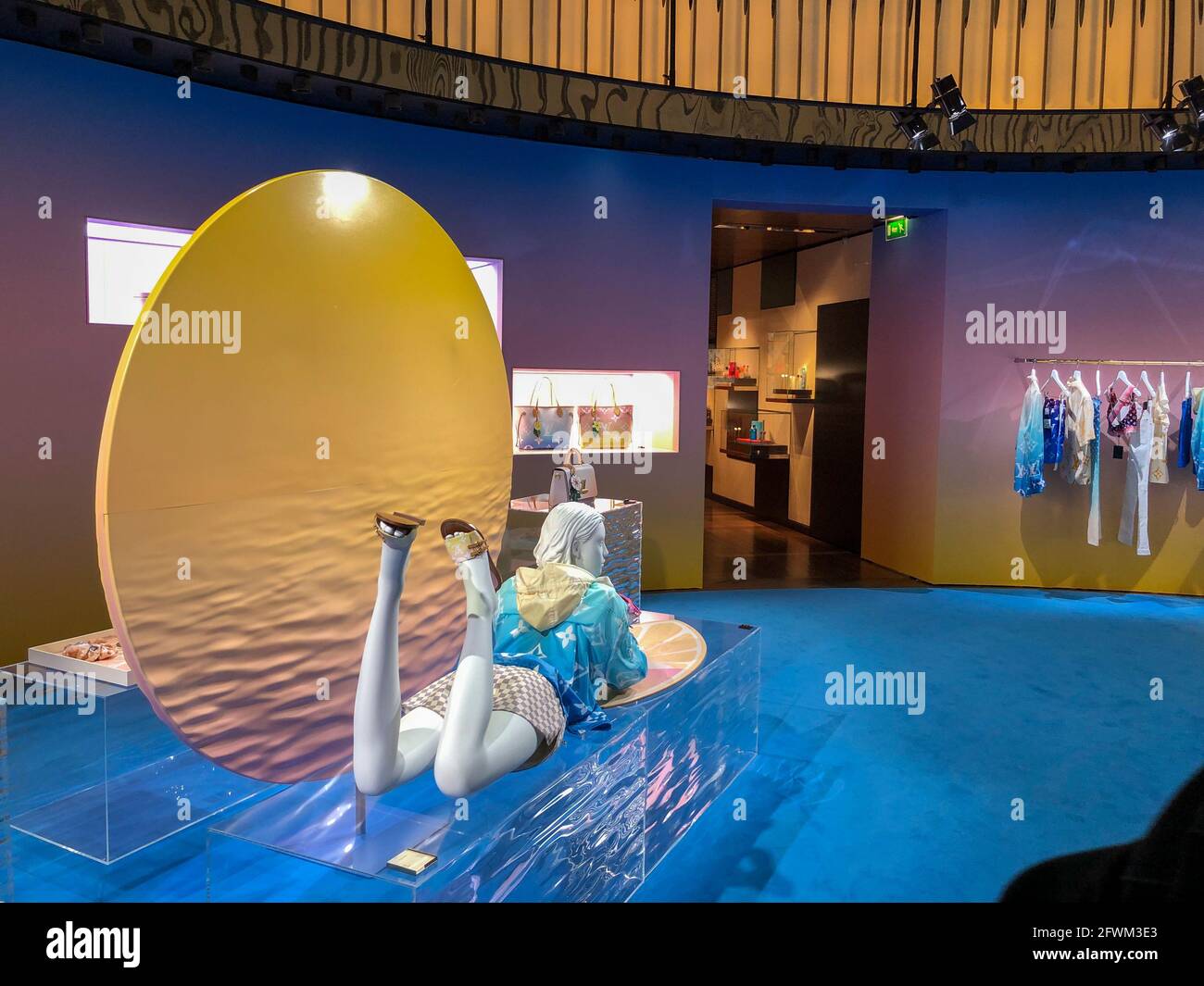 Boutique lvmh champs elysees hi-res stock photography and images - Alamy