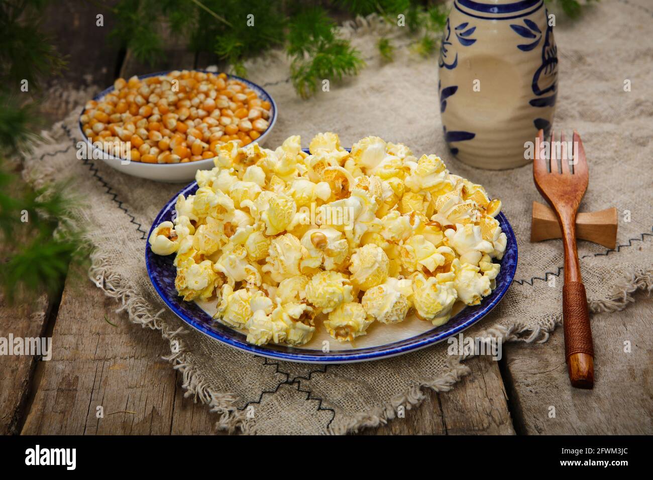 Popcorn state hi-res stock photography and images - Alamy