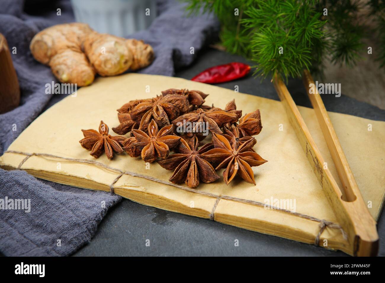 Octagon spice hi-res stock photography and images - Alamy