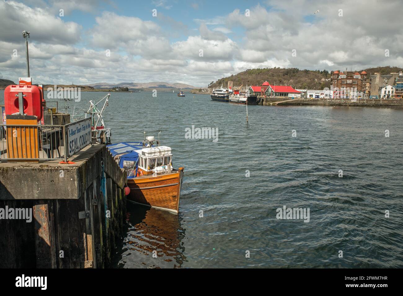 Harbors holidays hi-res stock photography and images - Alamy