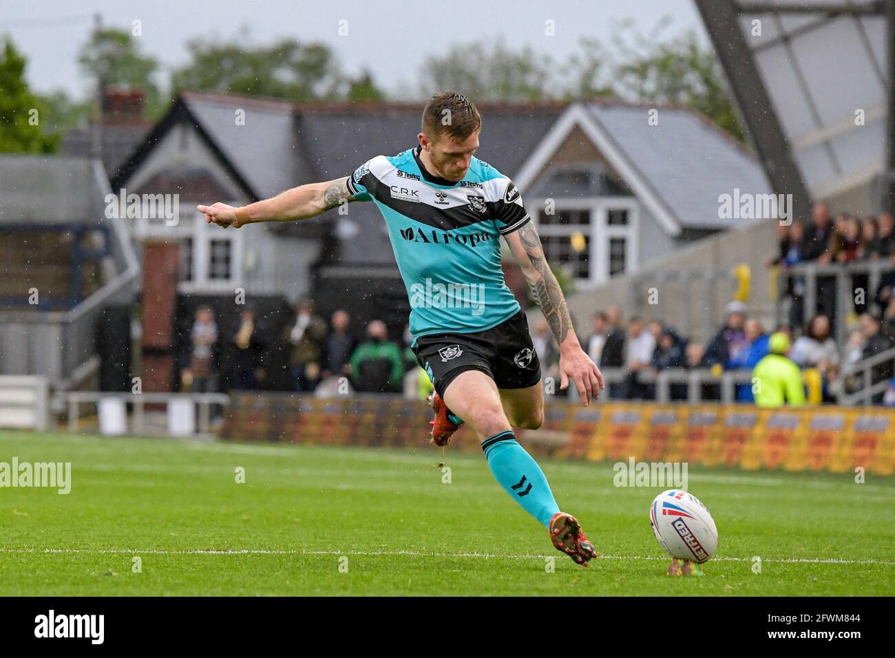 Leeds, UK. 23rd May, 2021. Marc Sneyd (7) of Hull FC successfully kicks ...