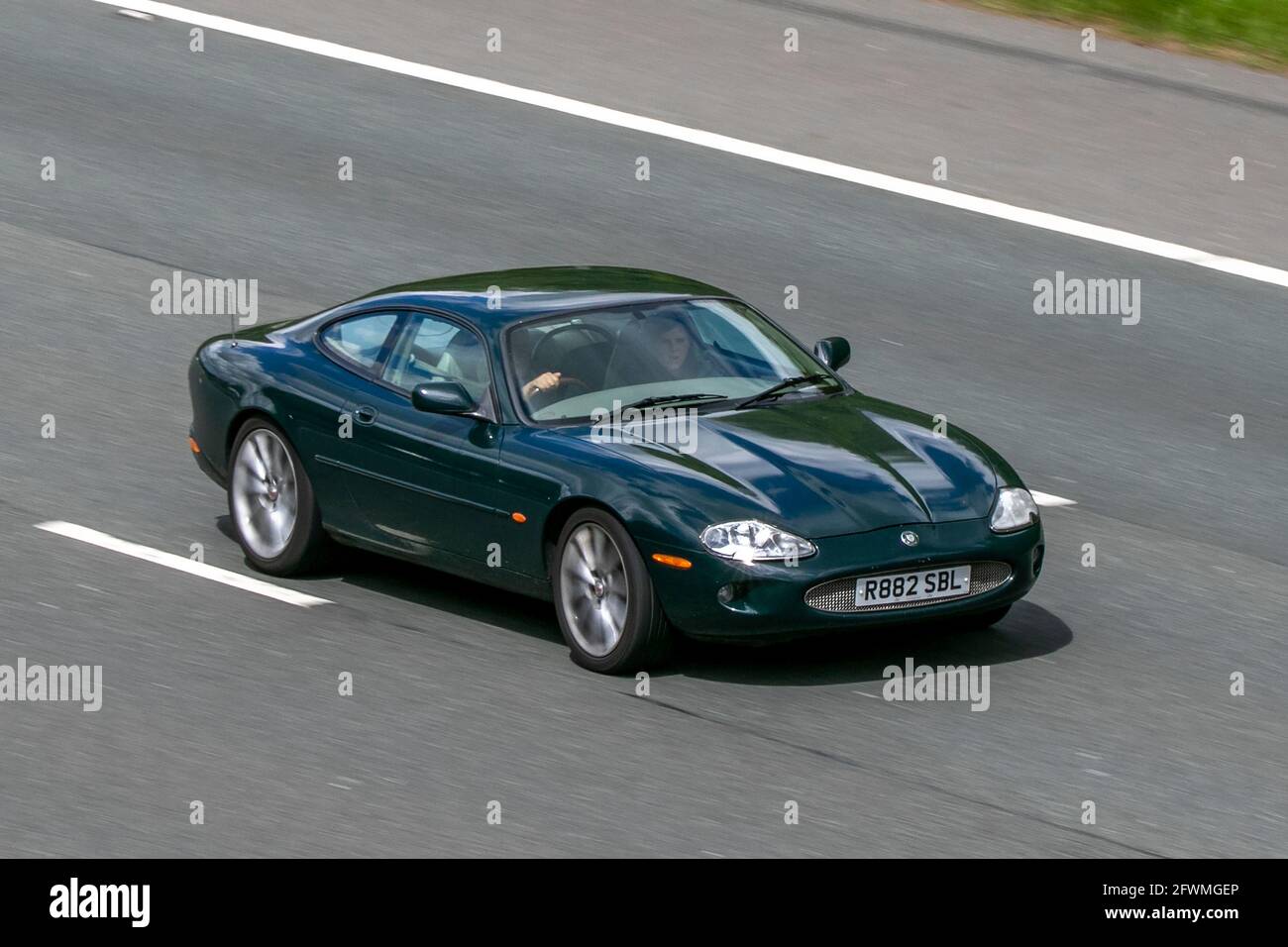 Xj8 auto hi-res stock photography and images - Alamy