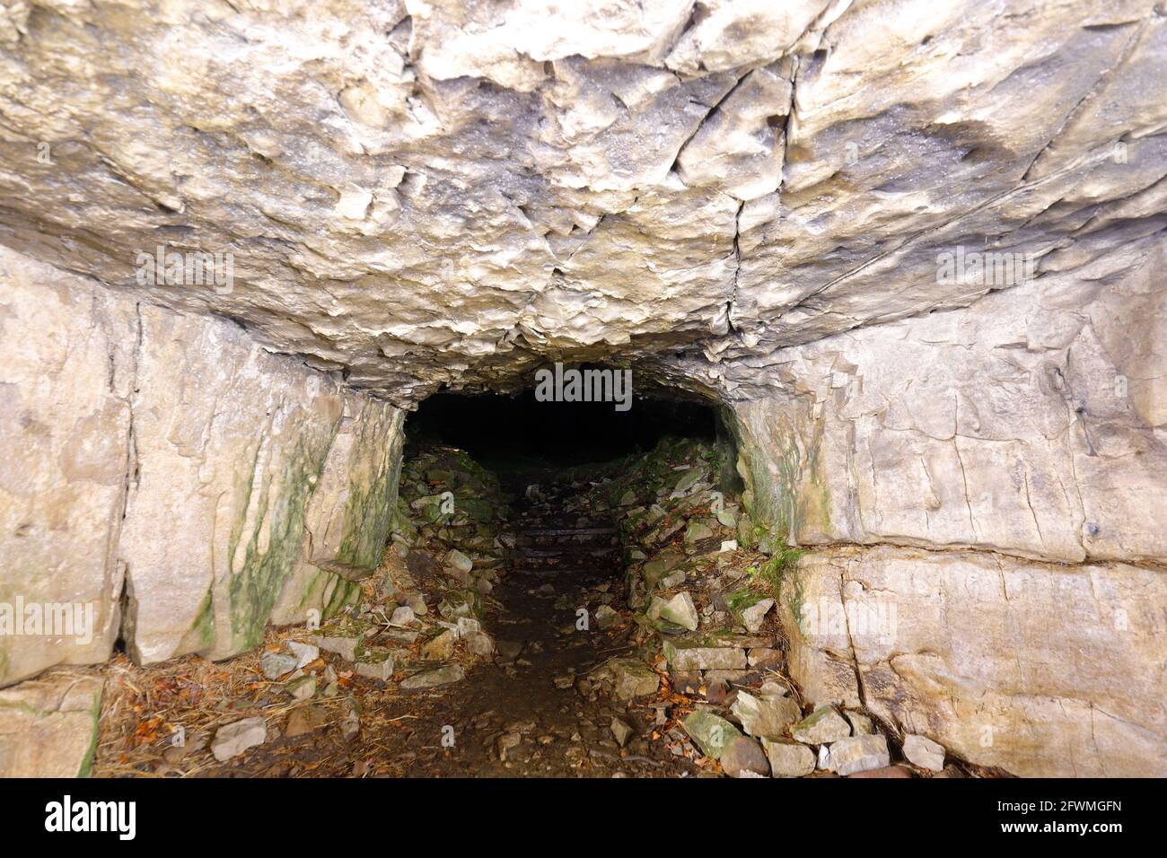 Internal caves hi-res stock photography and images - Alamy