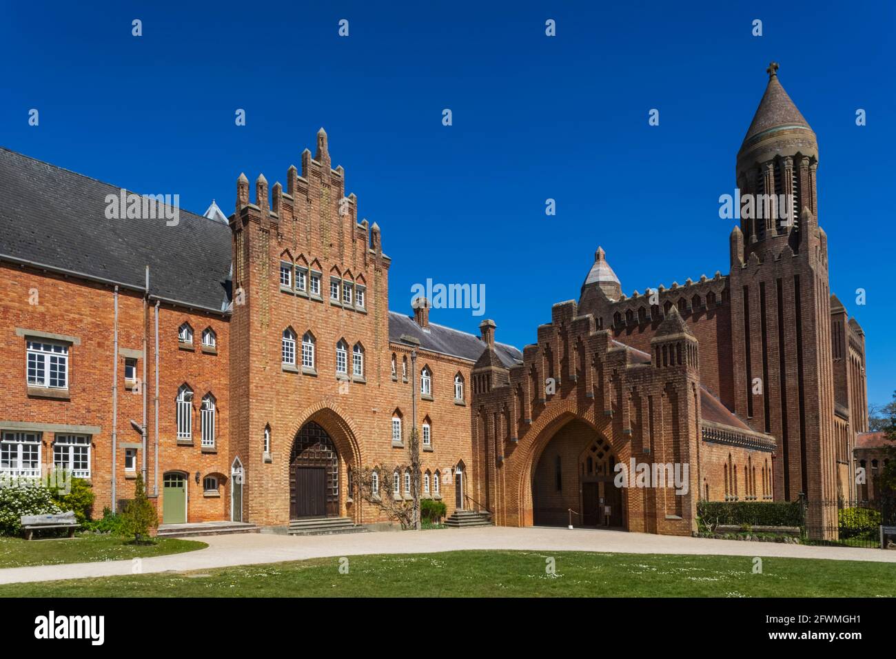 Quarr Abbey Monastery High Resolution Stock Photography and Images - Alamy