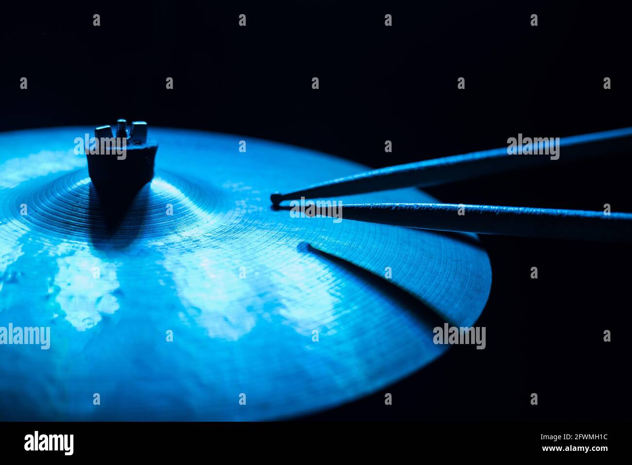 Close up cymbal on drum hi-res stock photography and images - Alamy