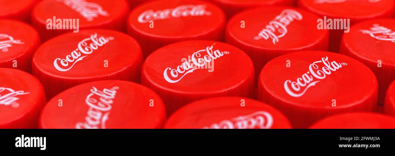Coca cola bottle caps hi-res stock photography and images - Alamy