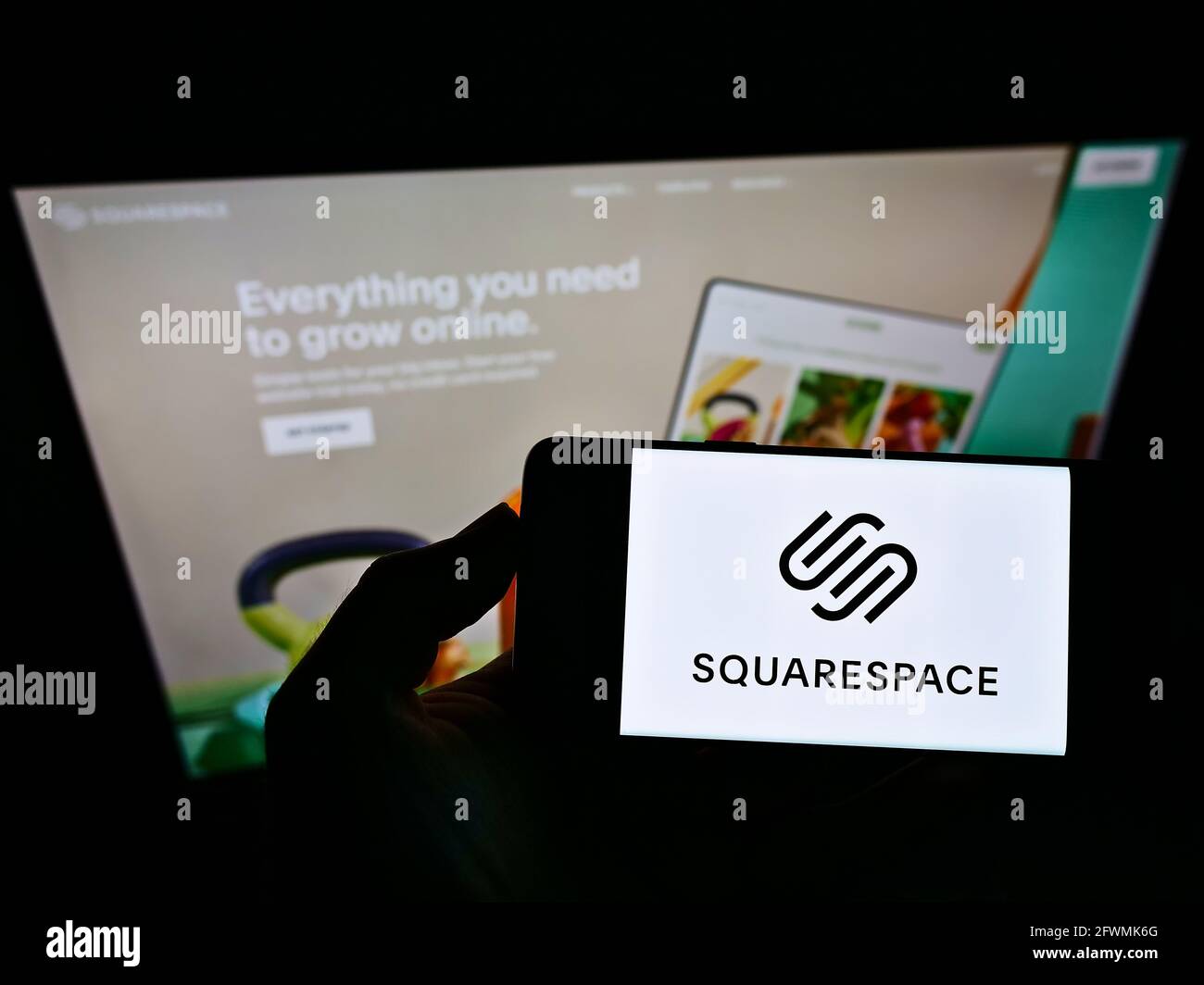 Squarespace background hi-res stock photography and images - Alamy