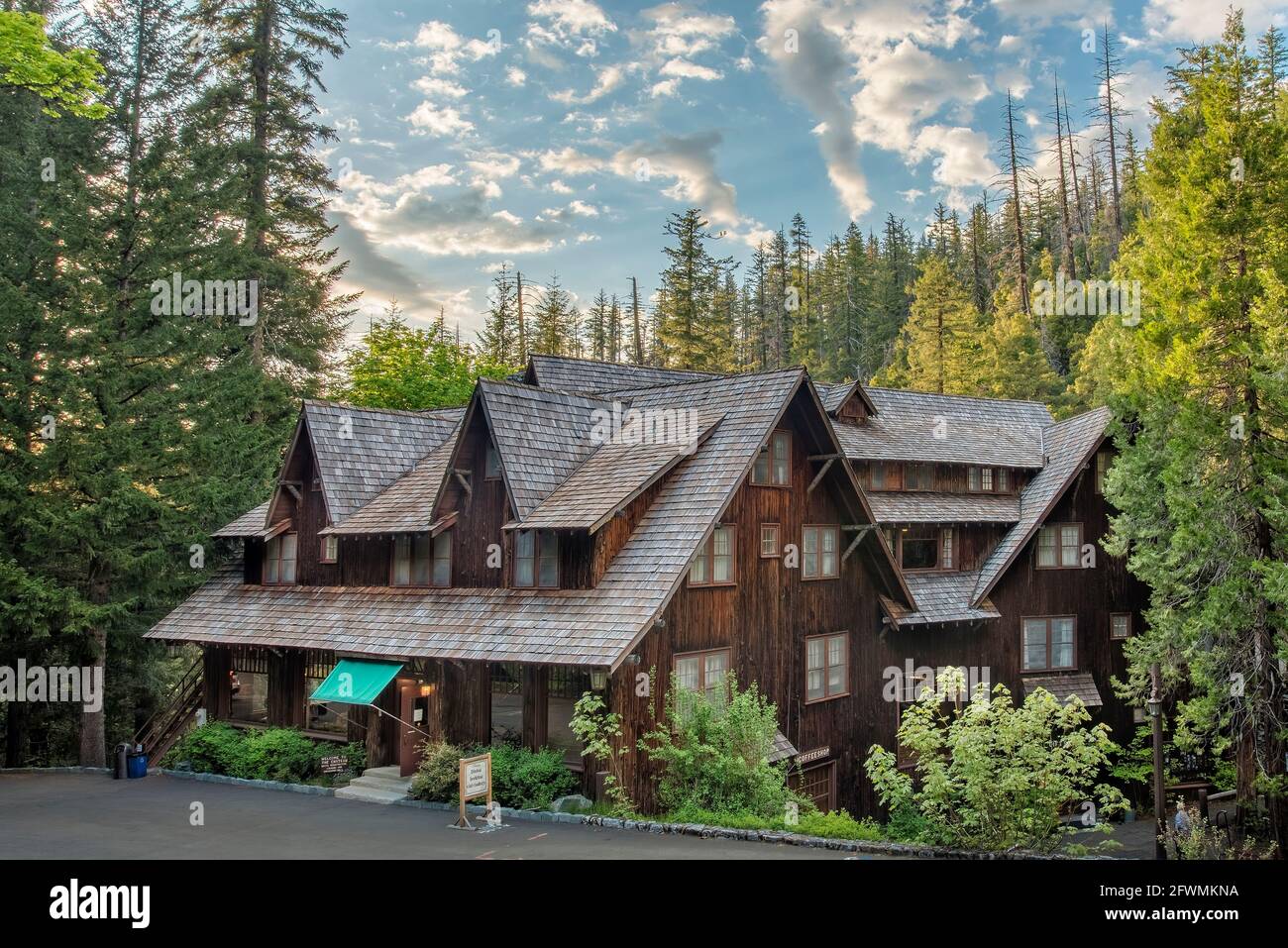 The historic Oregon Caves Chateau at Oregon Caves National Monument in ...