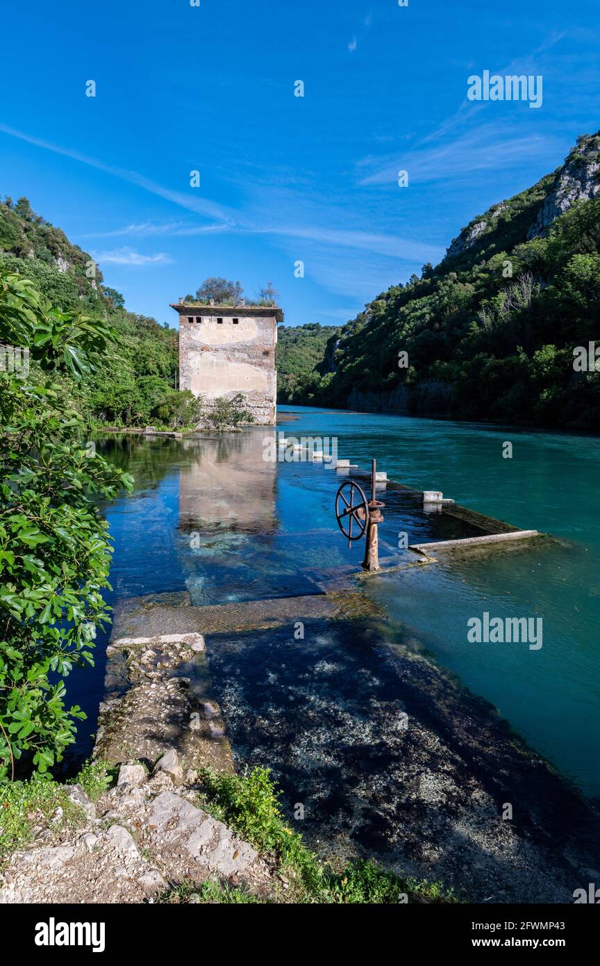 Ancient roman bathing italy hi-res stock photography and images - Alamy