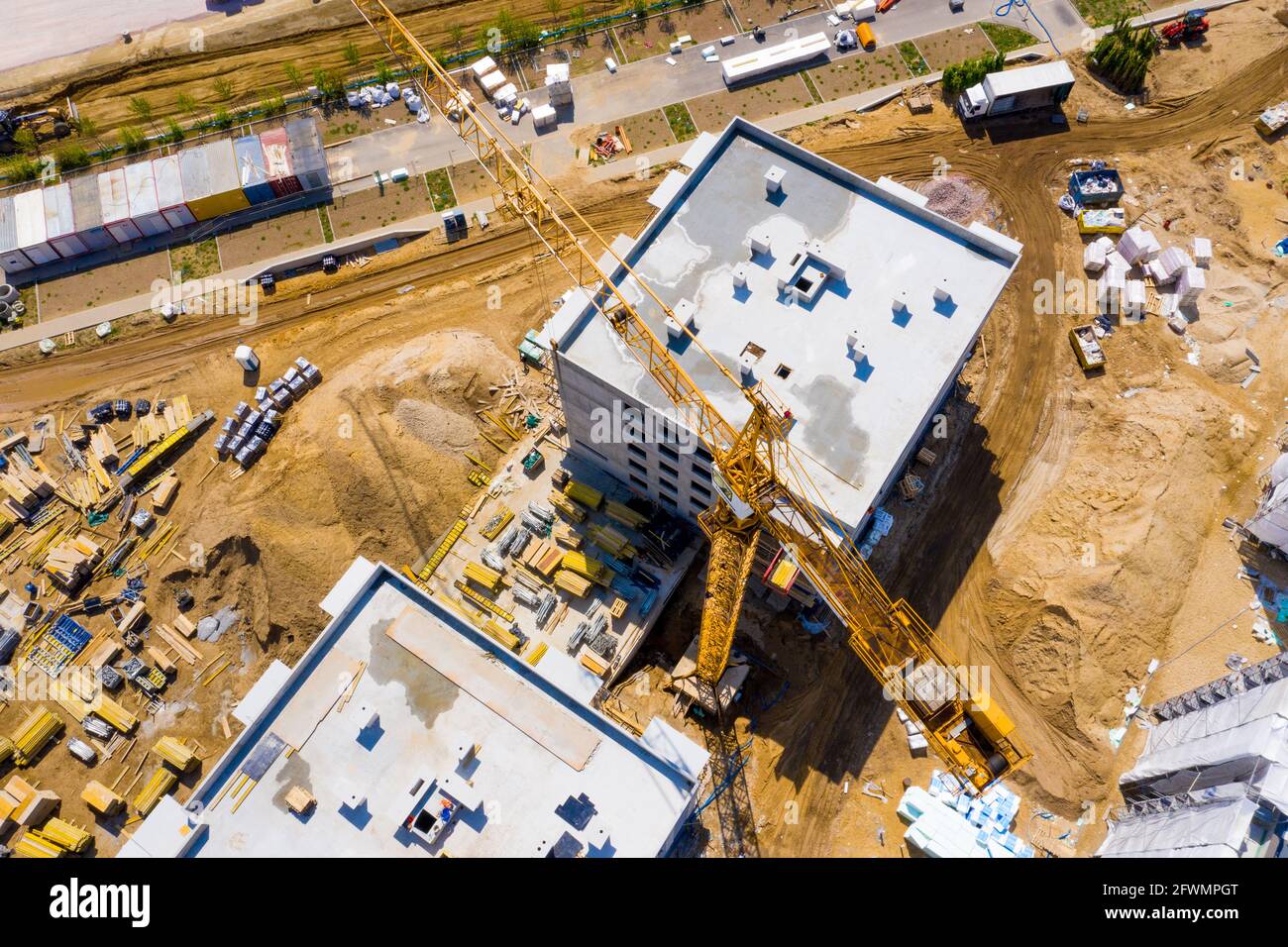 Aerial view cranes machinery hi-res stock photography and images - Alamy