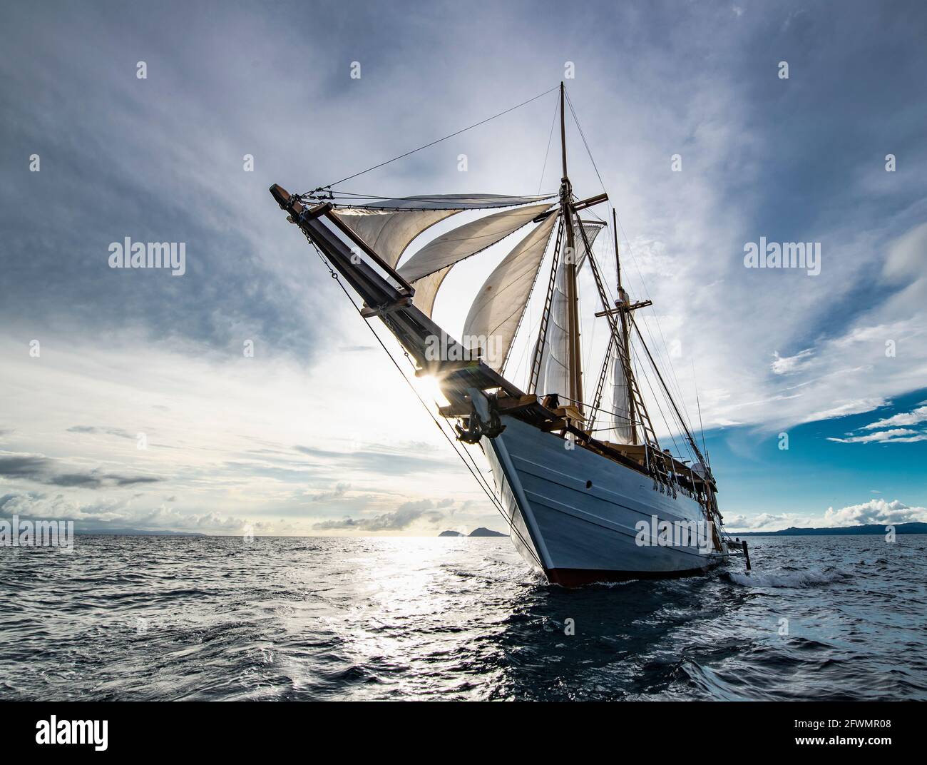 Raja ampat boat hi-res stock photography and images - Alamy