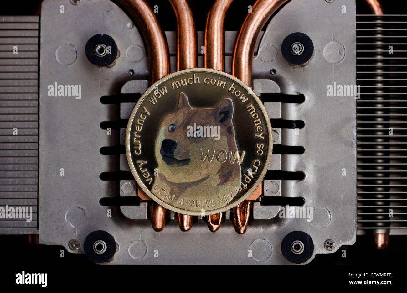 Dogecoin symbol hi-res stock photography and images - Alamy