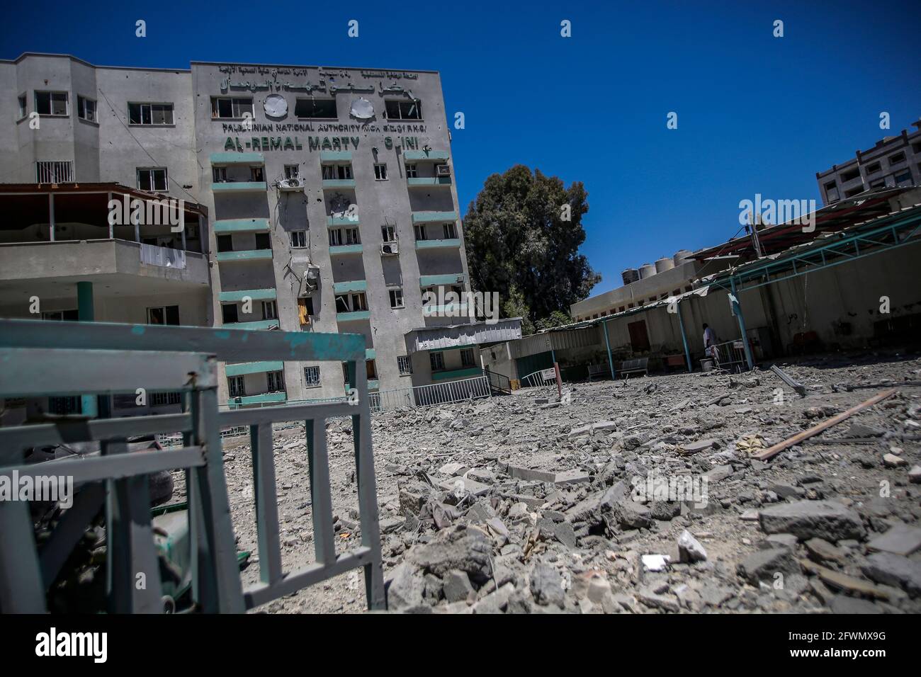 Gaza City, The Gaza Strip, Palestine. 23rd May, 2021. Ruins of a ...