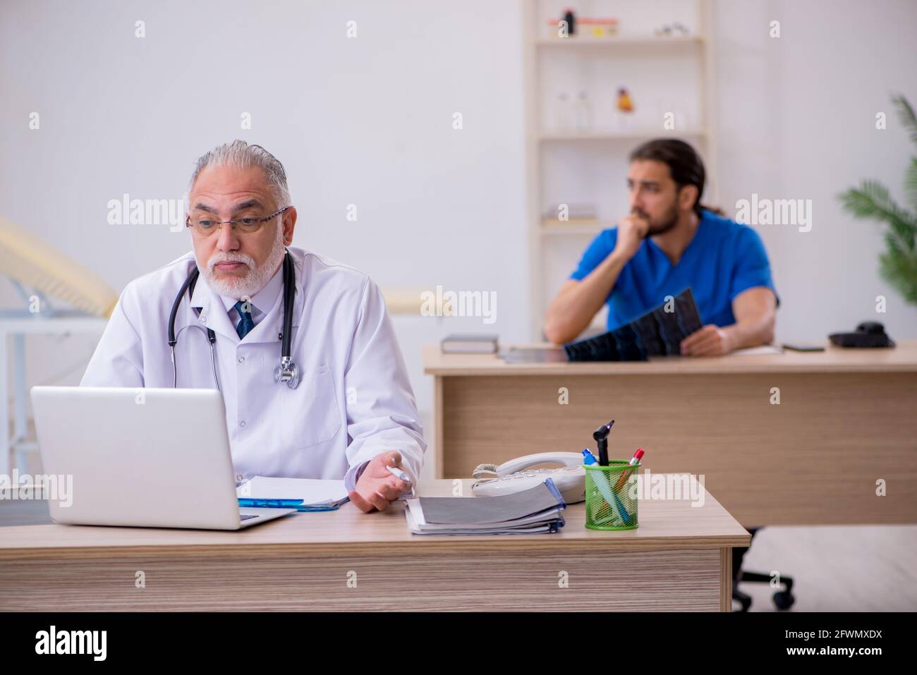 Man confused doctors hi-res stock photography and images - Alamy