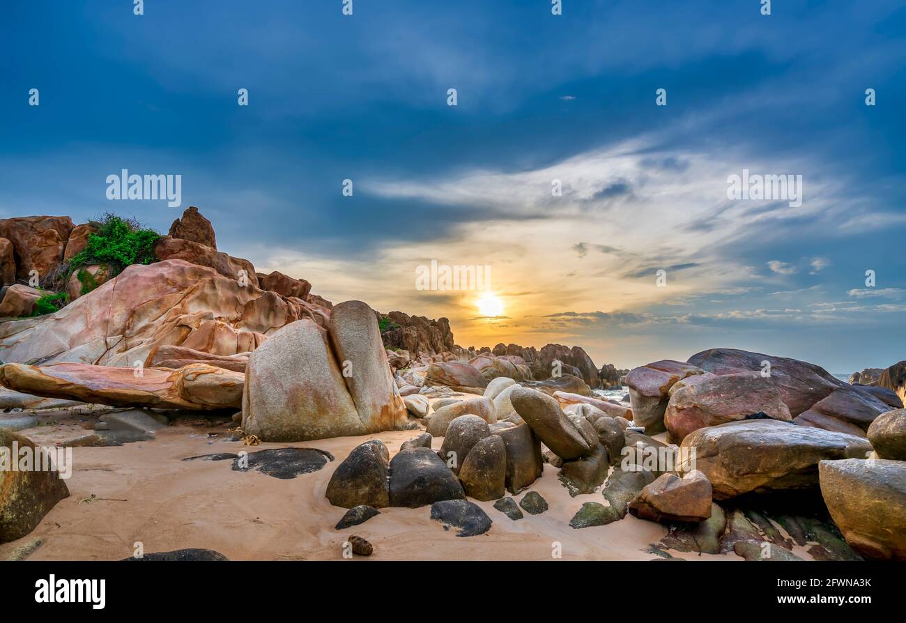 Beautiful rocky beach lit hi-res stock photography and images - Alamy