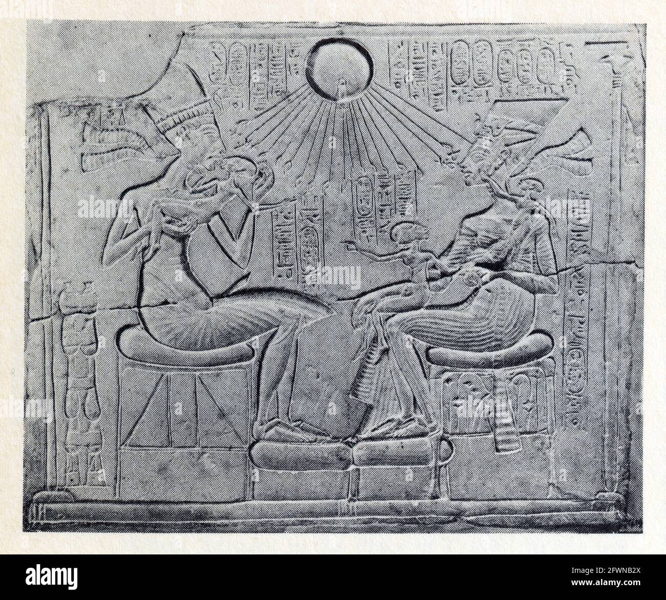 Akhenaten hi-res stock photography and images - Alamy