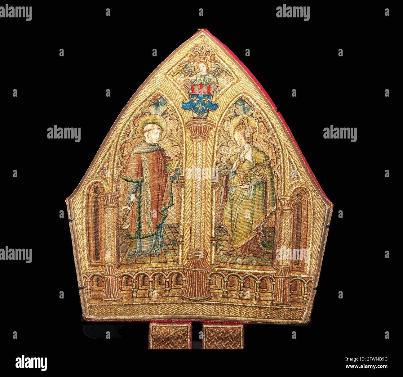 Bishops mitre hat hi-res stock photography and images - Alamy