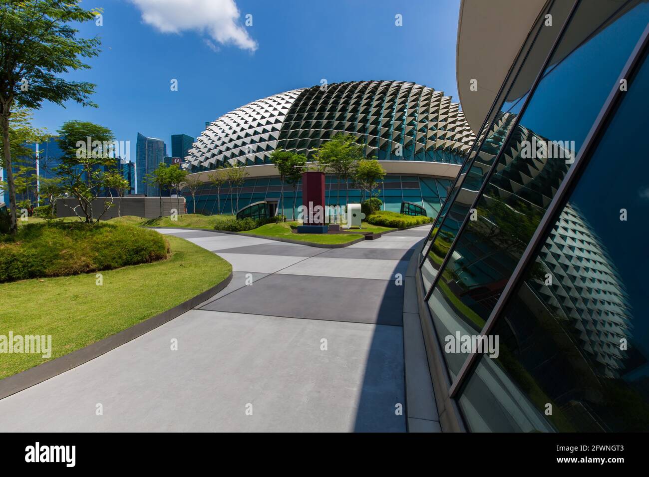 Rooftop area and landscaping design at Esplanade, Singapore Stock Photo ...