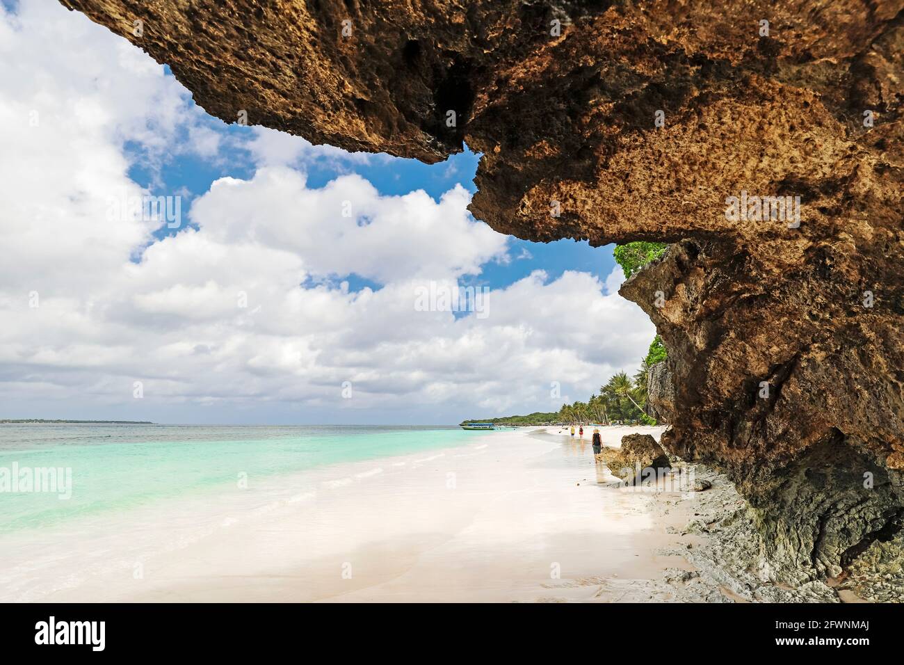 Undercut hi-res stock photography and images - Alamy