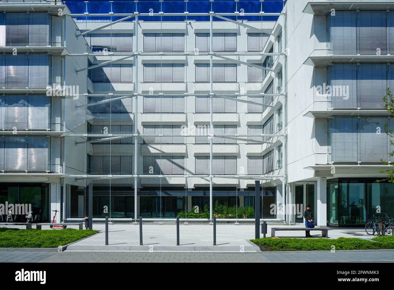 Munich office hi-res stock photography and images - Alamy