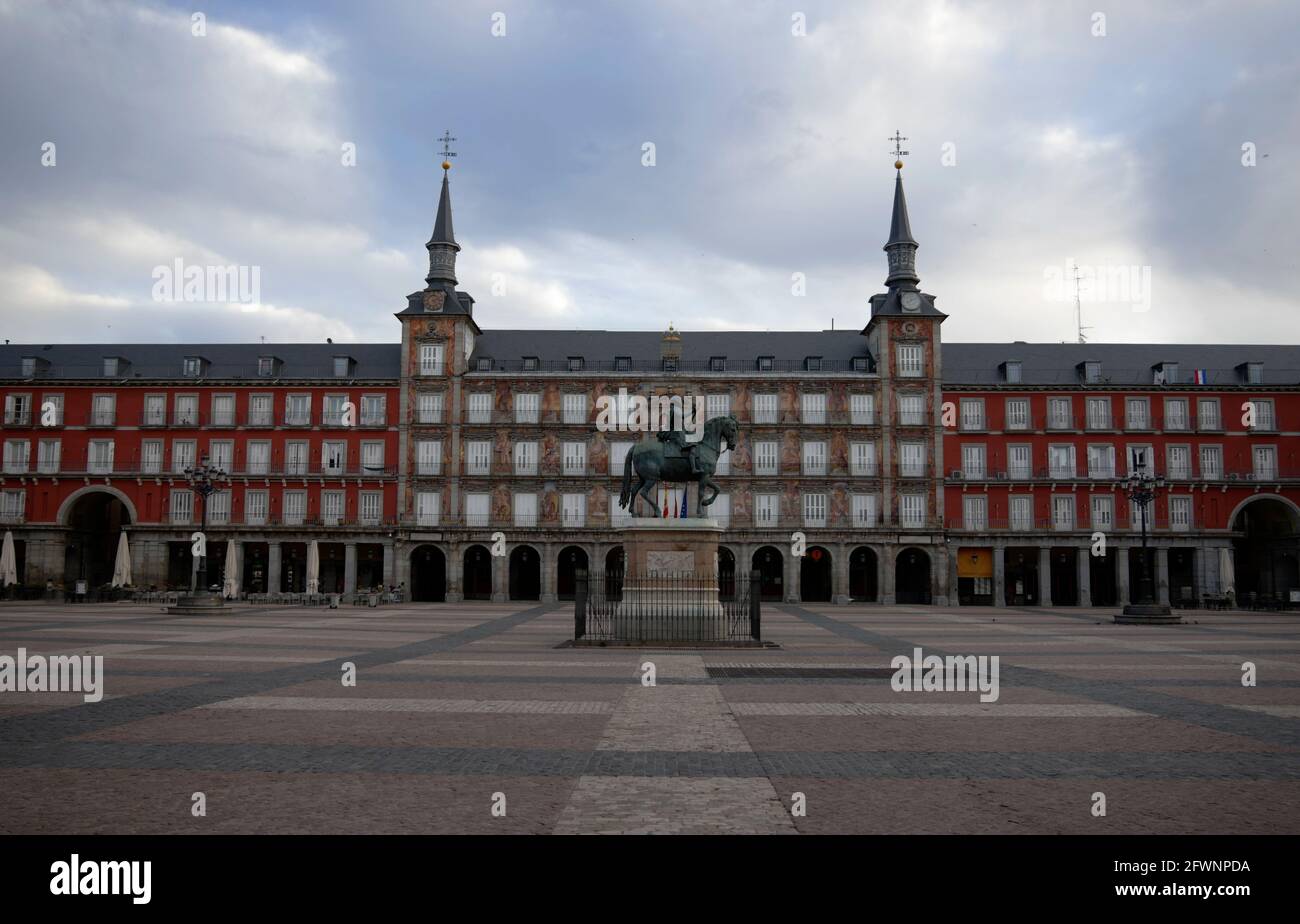 Main Square (Plaza Mayor) of Madrid, Spain Stock Photo - Alamy