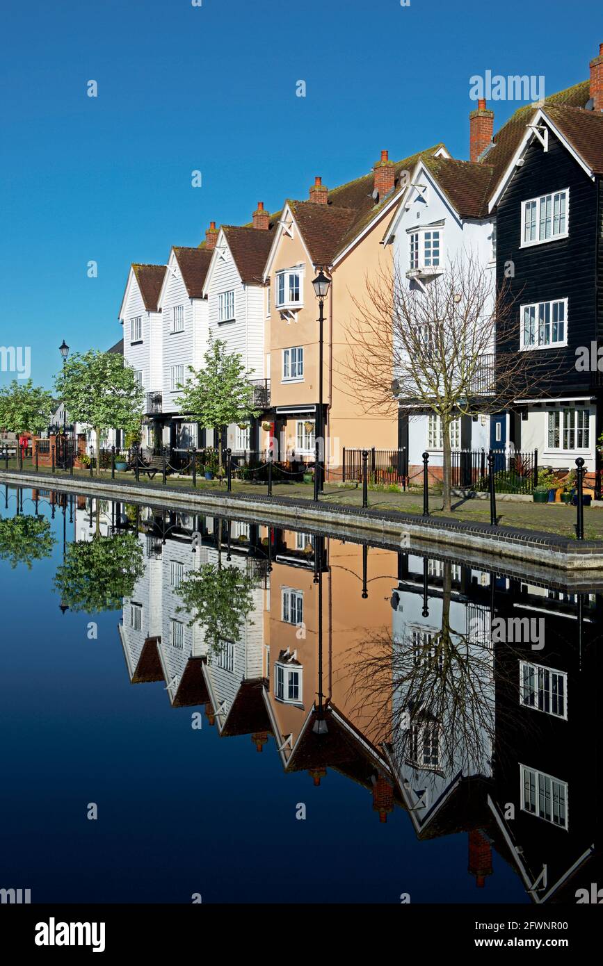 Saffron Wivenhoe Photos at Warren Short blog