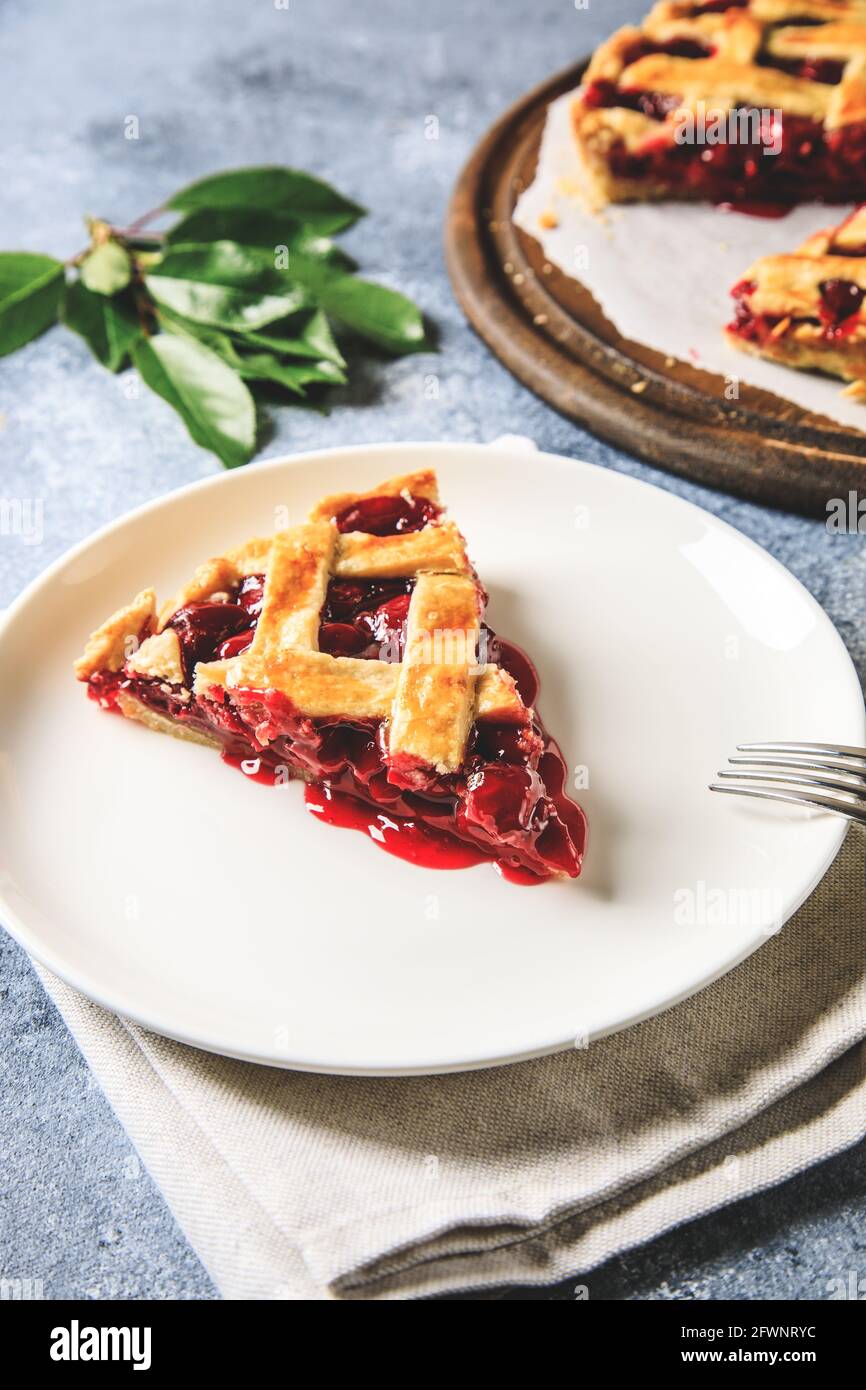 Tasty Homemade American Cherry Pie Delicious Homemade Cherry Pie With