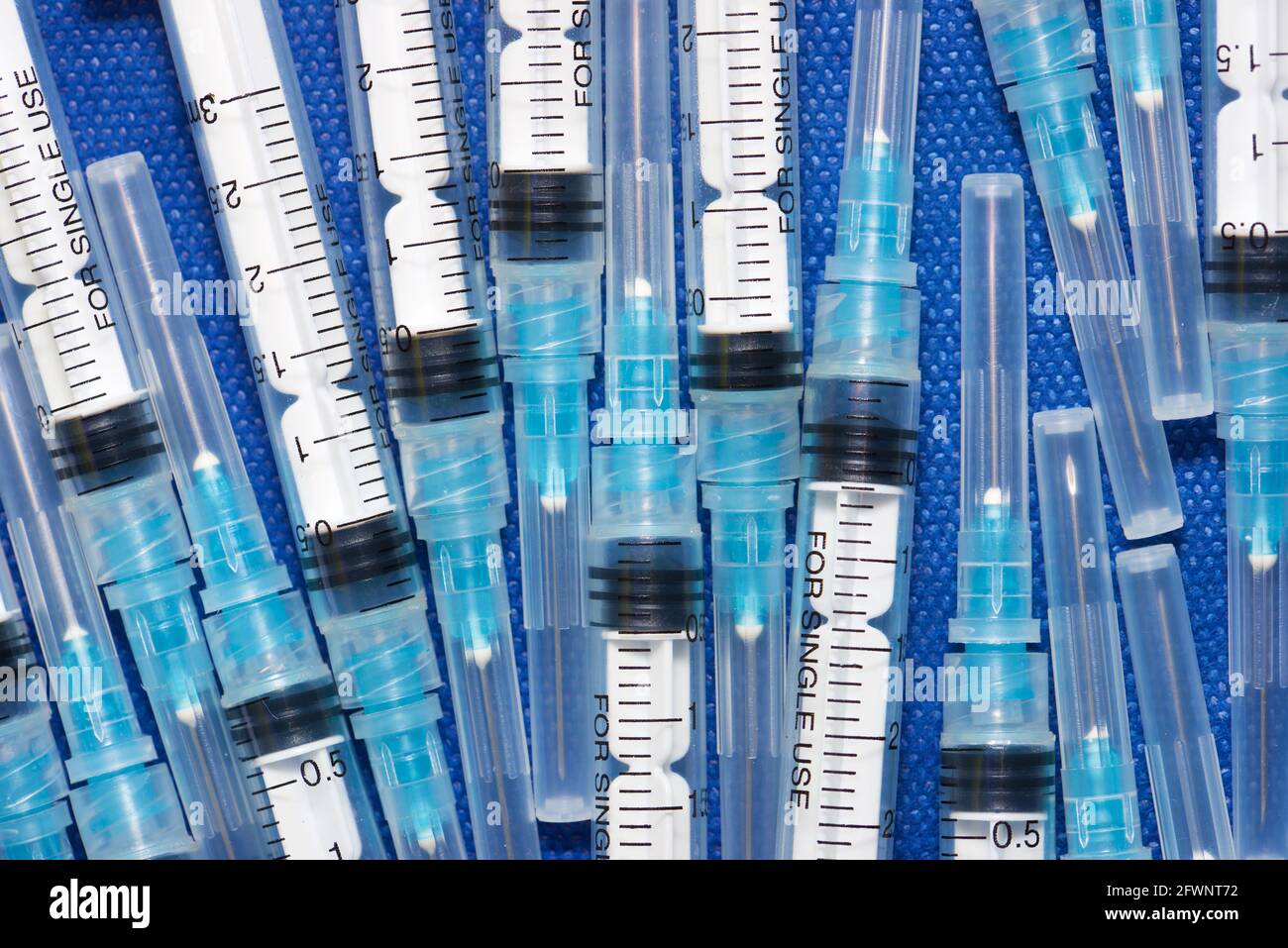 Close-up of a group of syringes Stock Photo - Alamy