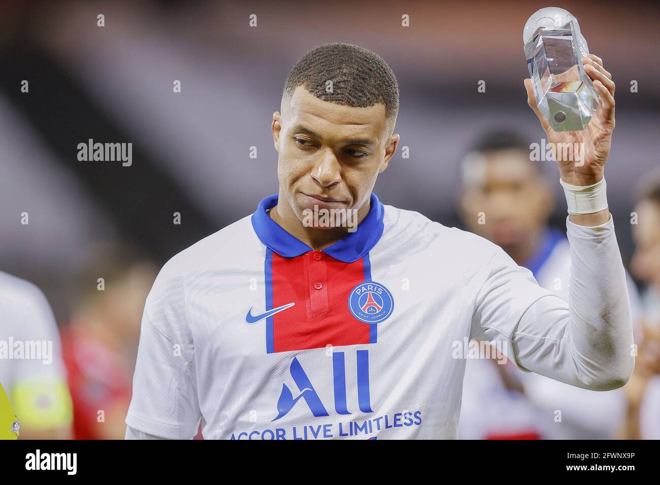 Kylian mbappe psg trophy hi-res stock photography and images - Alamy