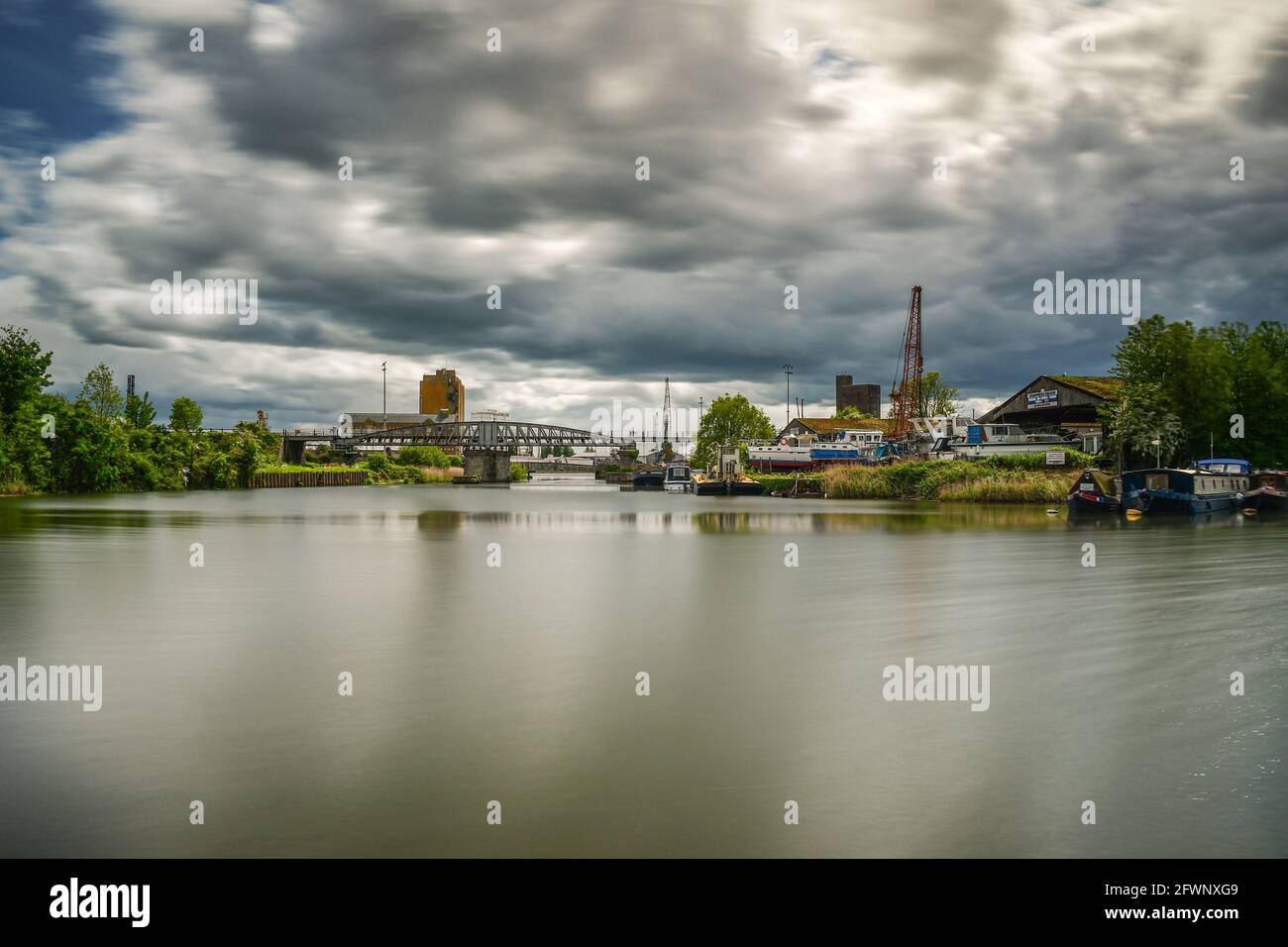 Sharpness marina hi-res stock photography and images - Alamy