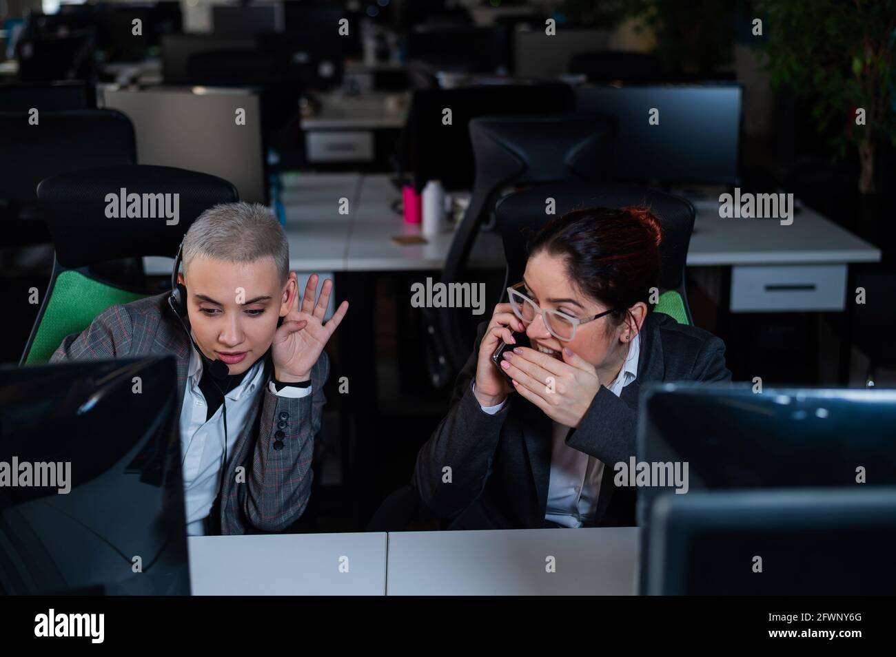 Overhear hi-res stock photography and images - Alamy