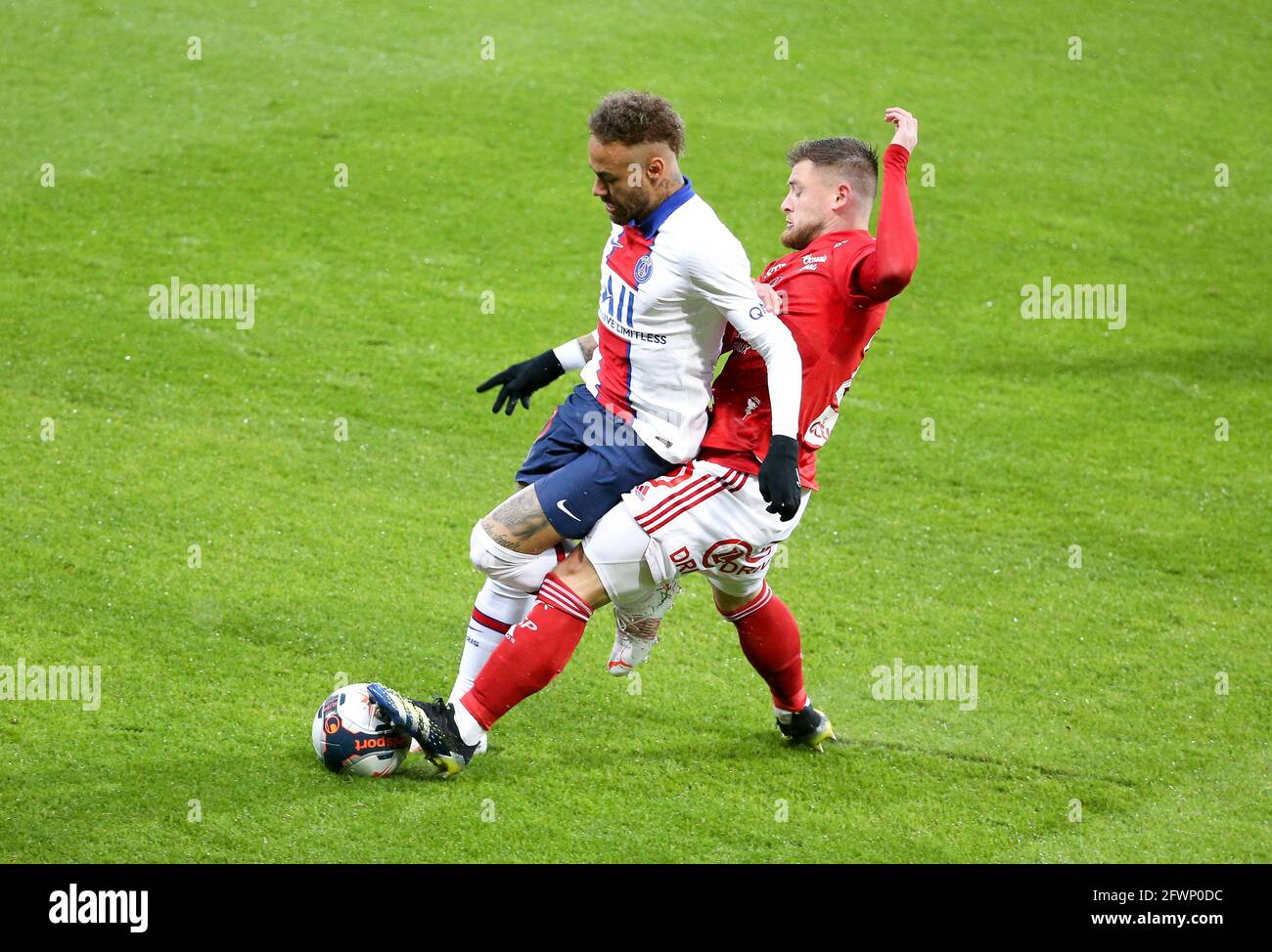 Neymar Jr of PSG, Hugo Magnetti of Brest during the French championship ...
