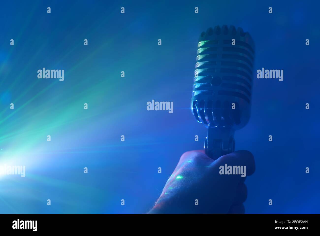 Retro nightclub hi-res stock photography and images - Alamy