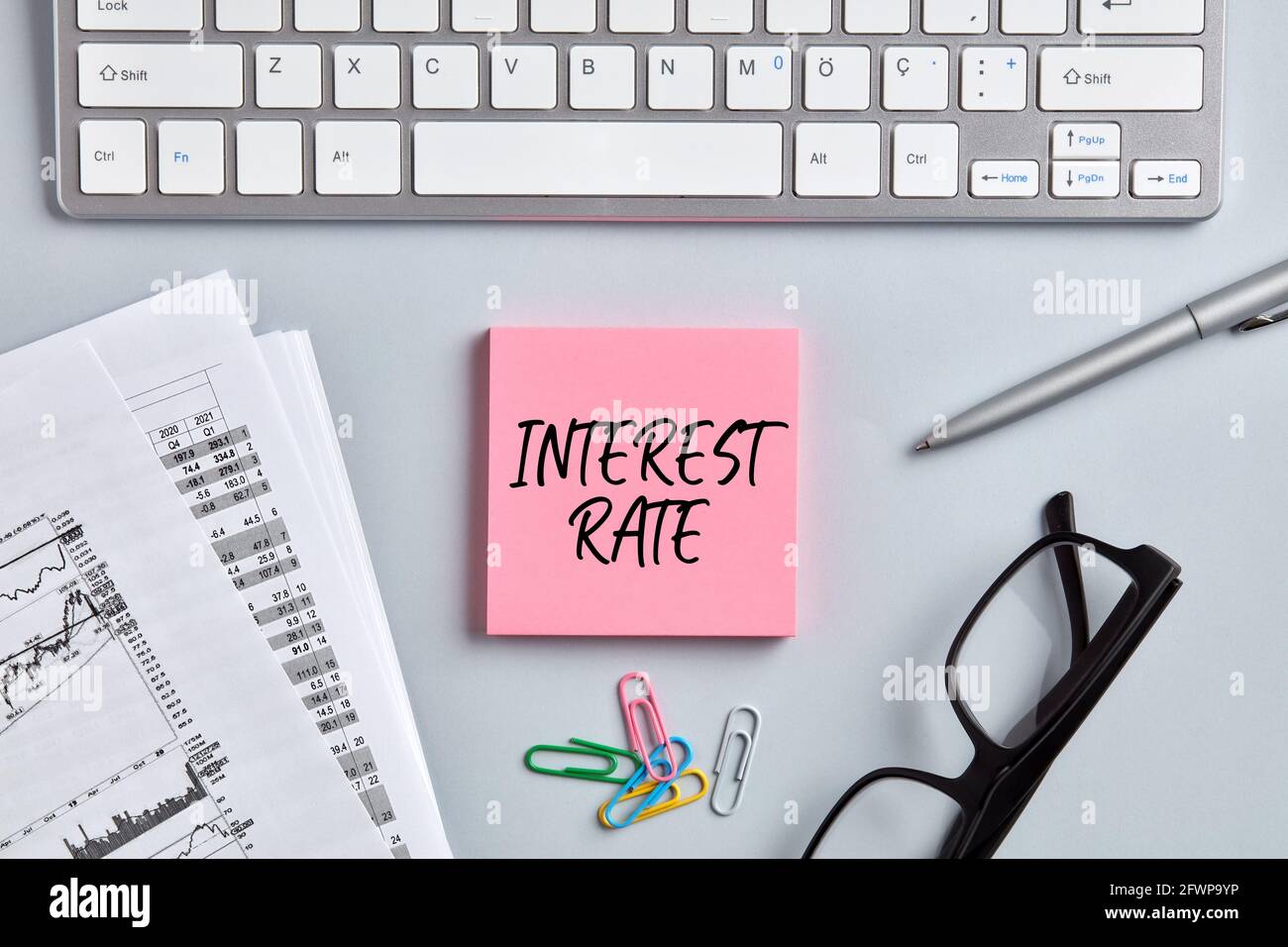 Interest rate chart hi-res stock photography and images - Alamy
