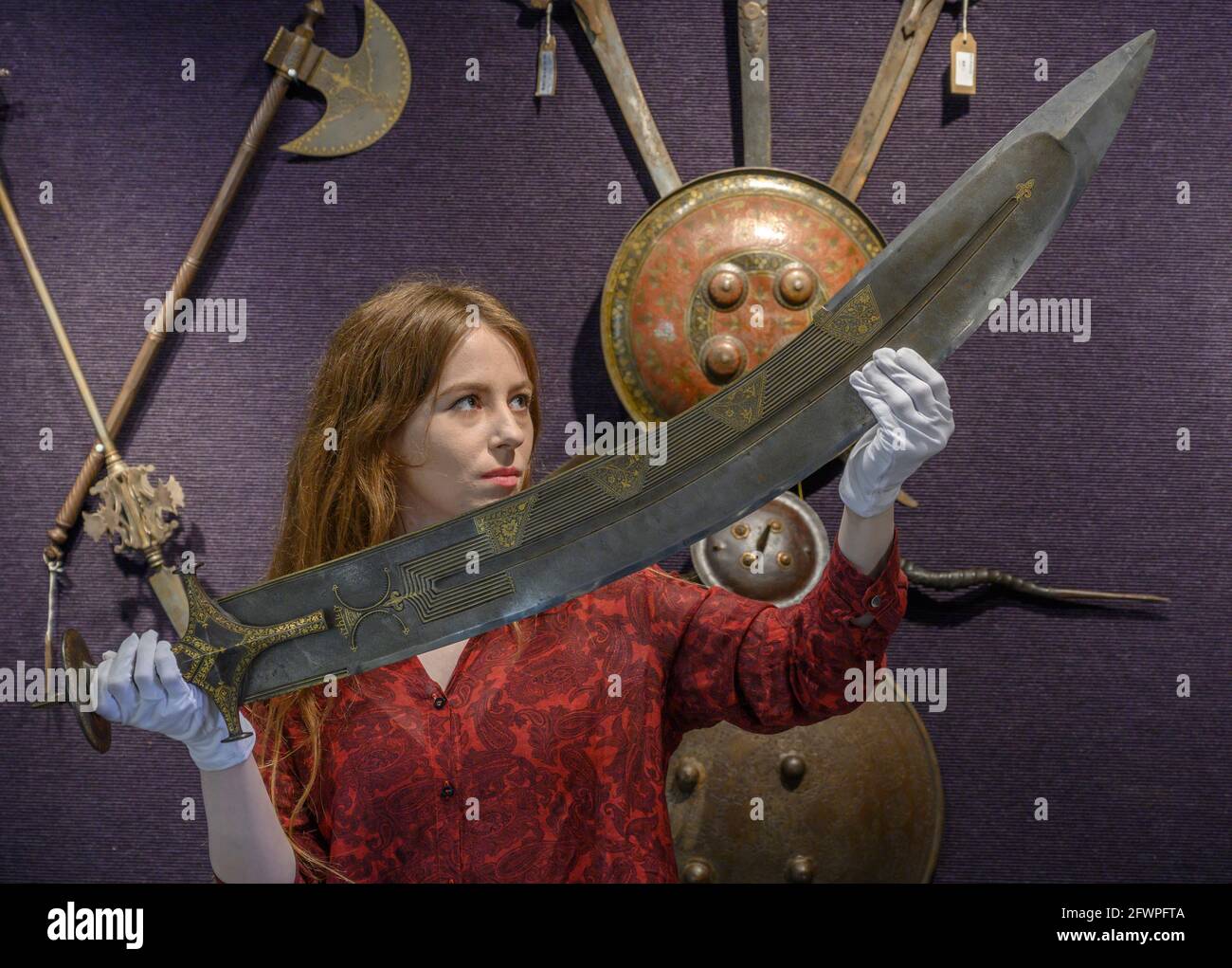 Indian processional headsmans hi-res stock photography and images - Alamy